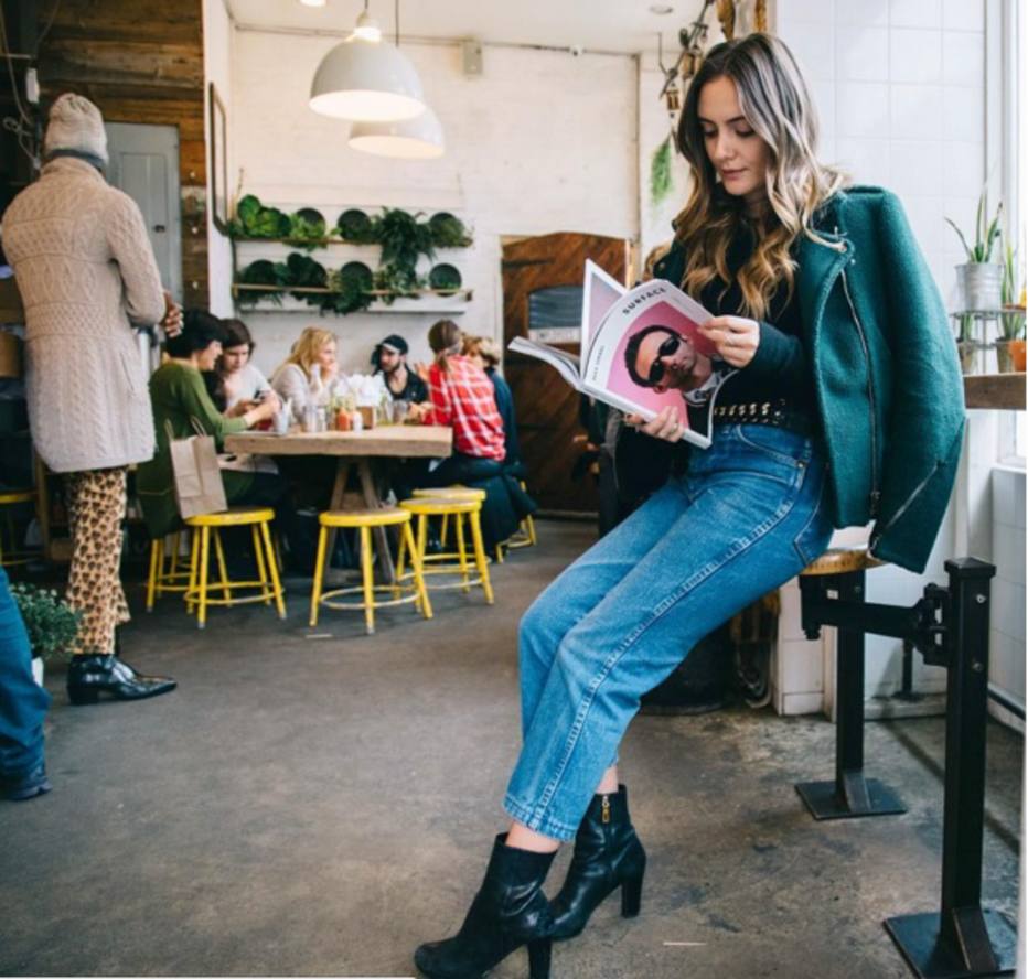 Veja looks e modelos de "mom jeans" - Moda - Estadão