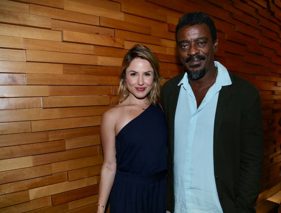 Karina Barbieri e Seu Jorge - Emais - Estadão