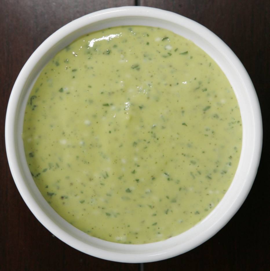 Maionese verde caseira - Paladar - Estadão