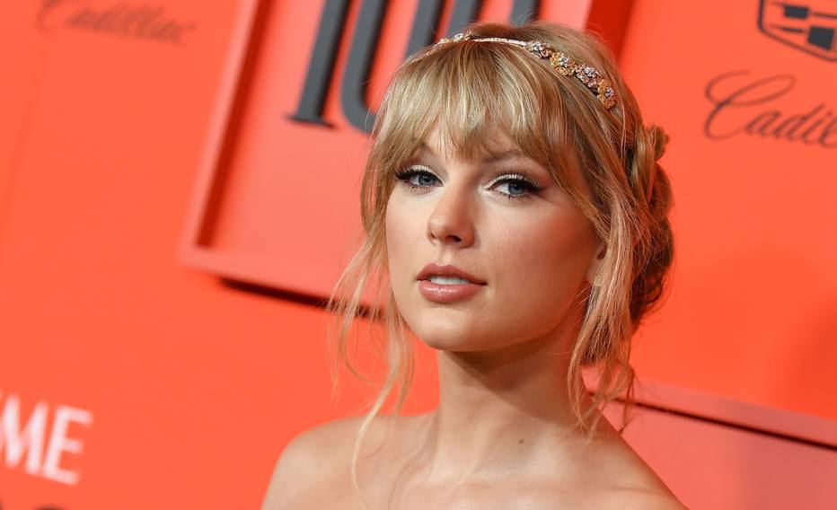 Taylor Swift diz que Donald Trump 'inflama a supremacia branca ... Taylor Swift diz que Donald Trump 'inflama a supremacia branca ...