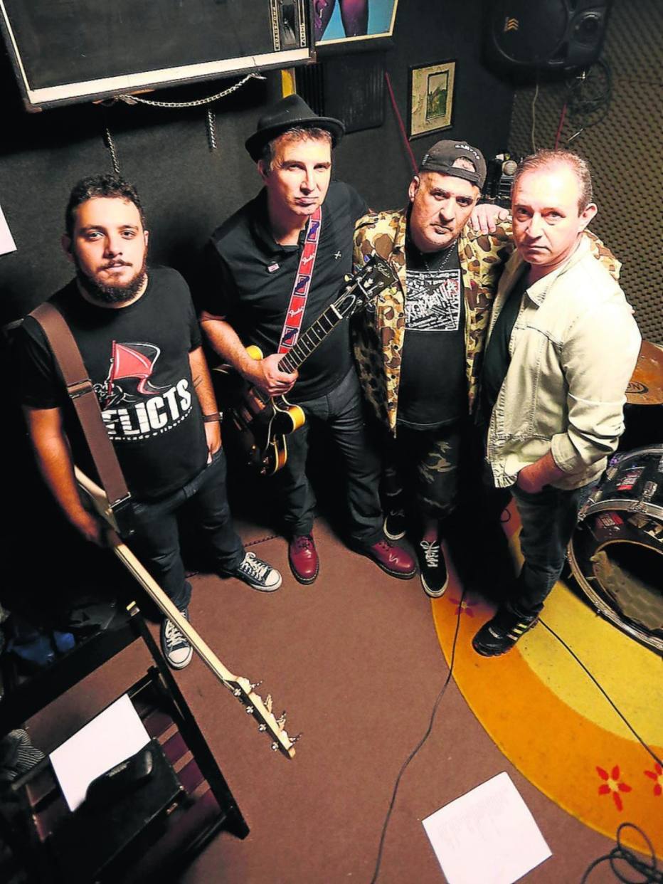 Banda 365 faz show para homenagear a cidade e celebra 30 anos do hit ...