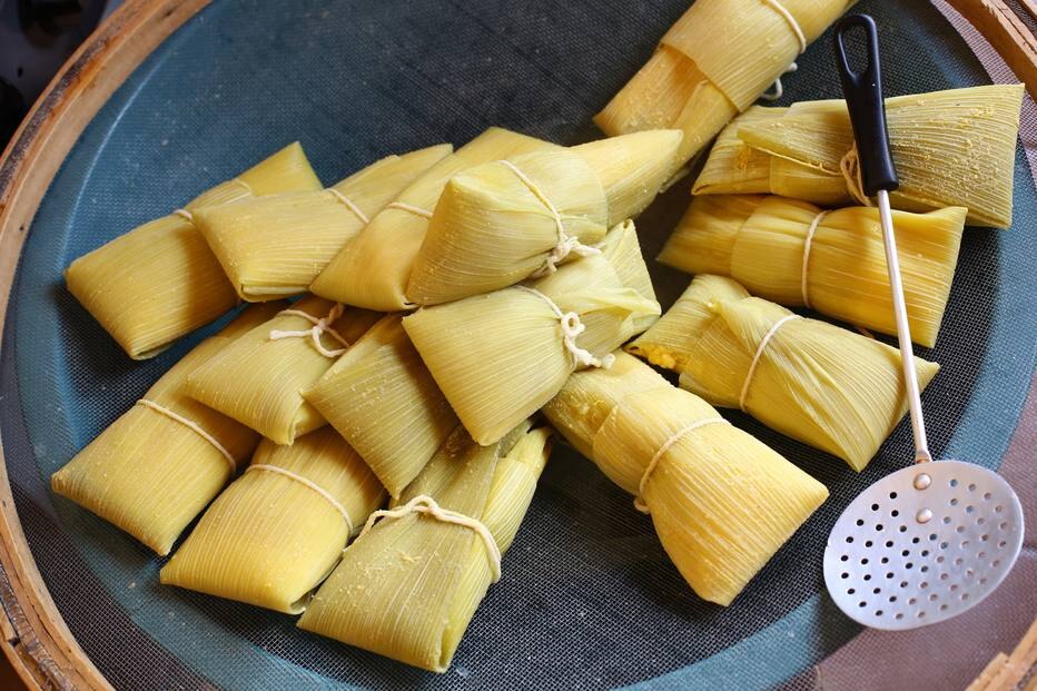 Como fazer pamonha, passo a passo - Paladar - Estadão